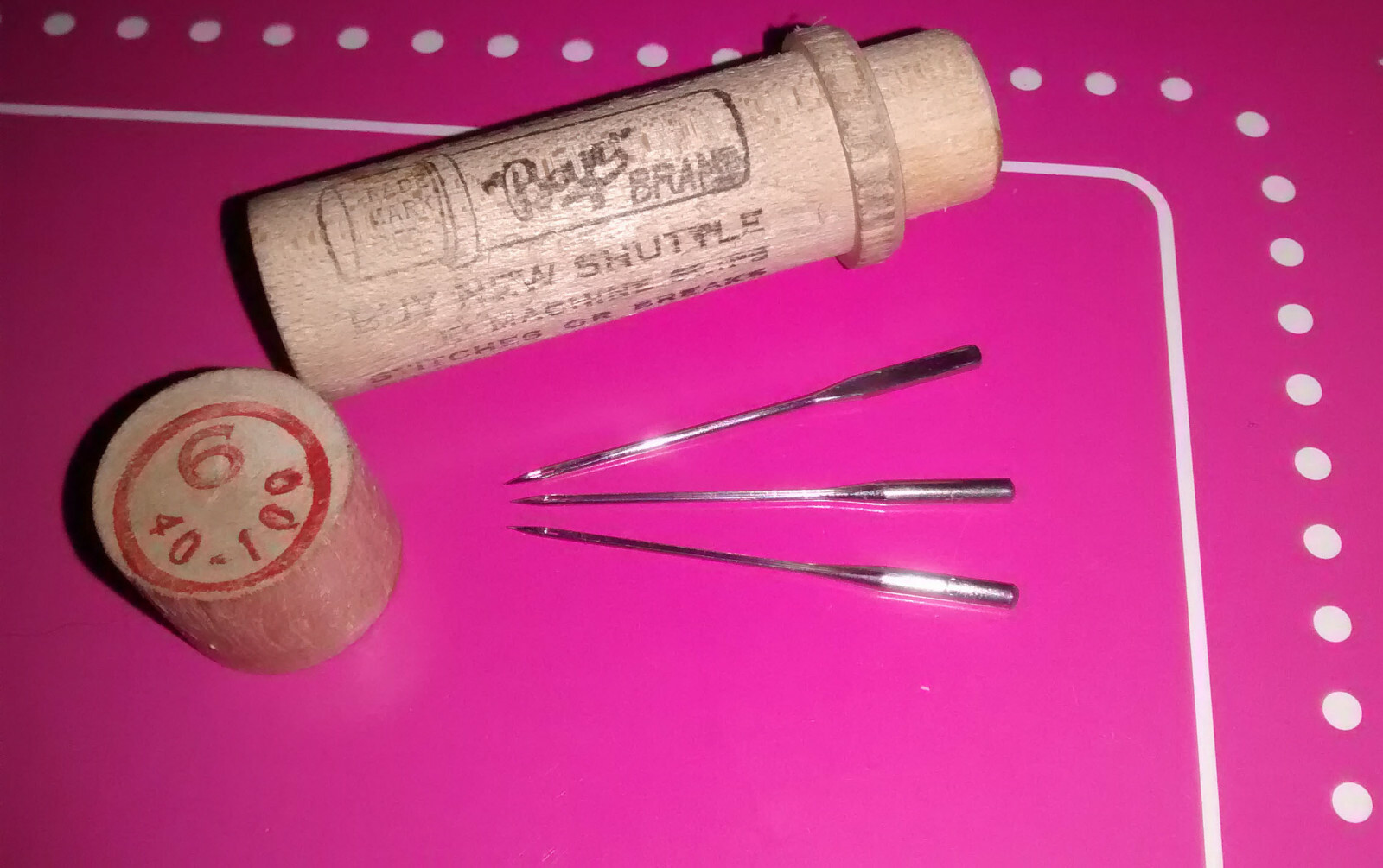 5 Needles one shuttle fits Free and Standard treadle machines | eBay