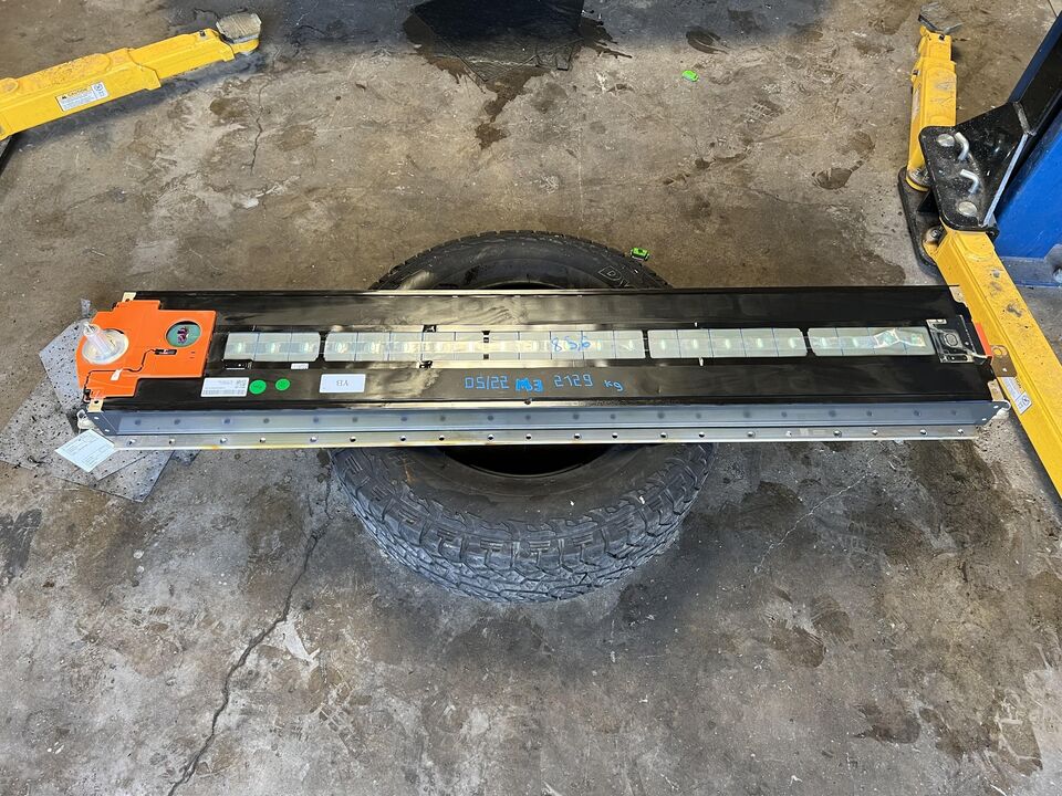 2022 2023 Tesla Model 3 Battery Single Module 60 kWh LFP Assembly ...