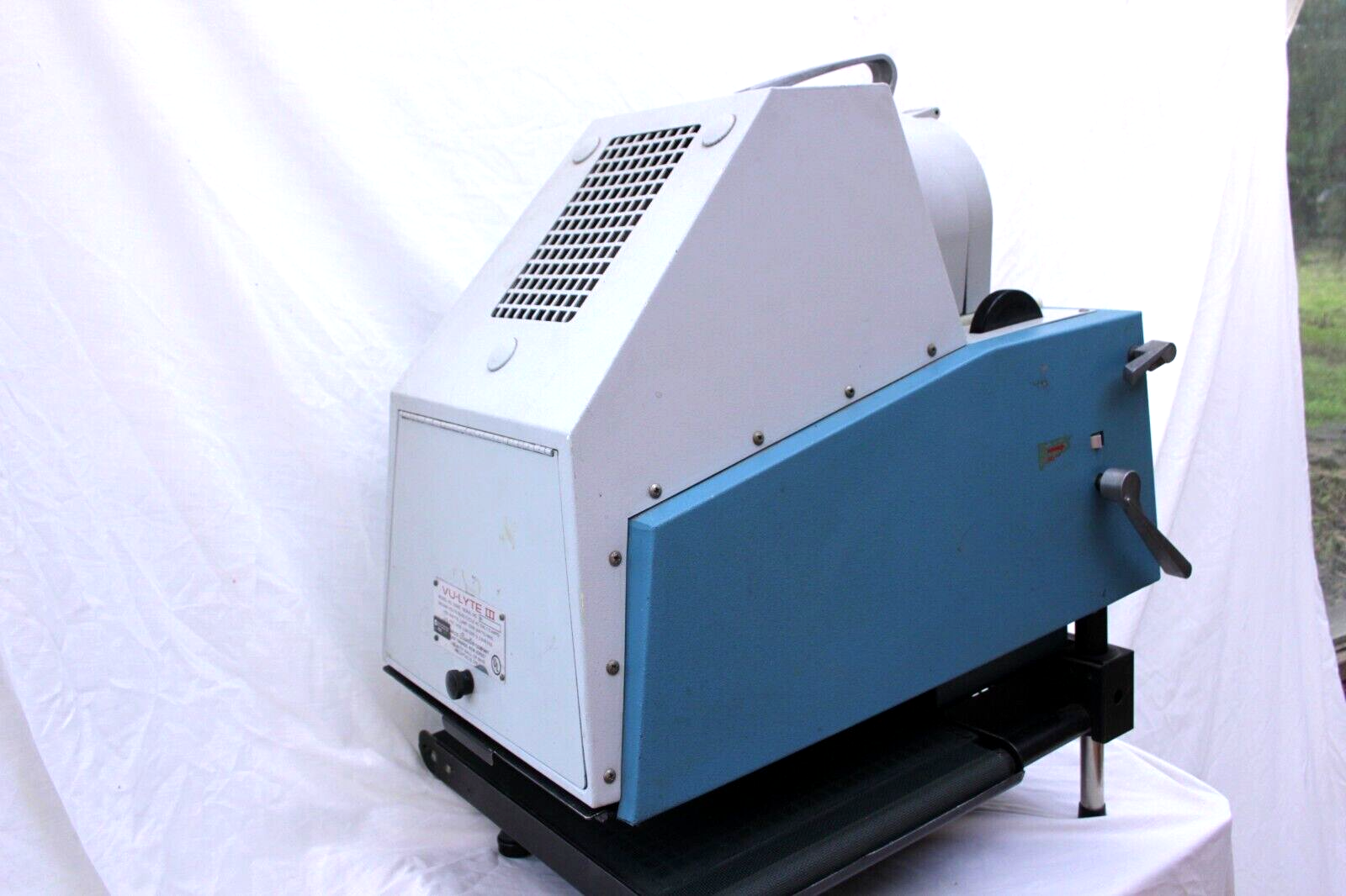 PROJECTOR BESELER VU LYTE 111 EPISCOPE PROJECTOR FOR BOOKS AND ART WORK ...