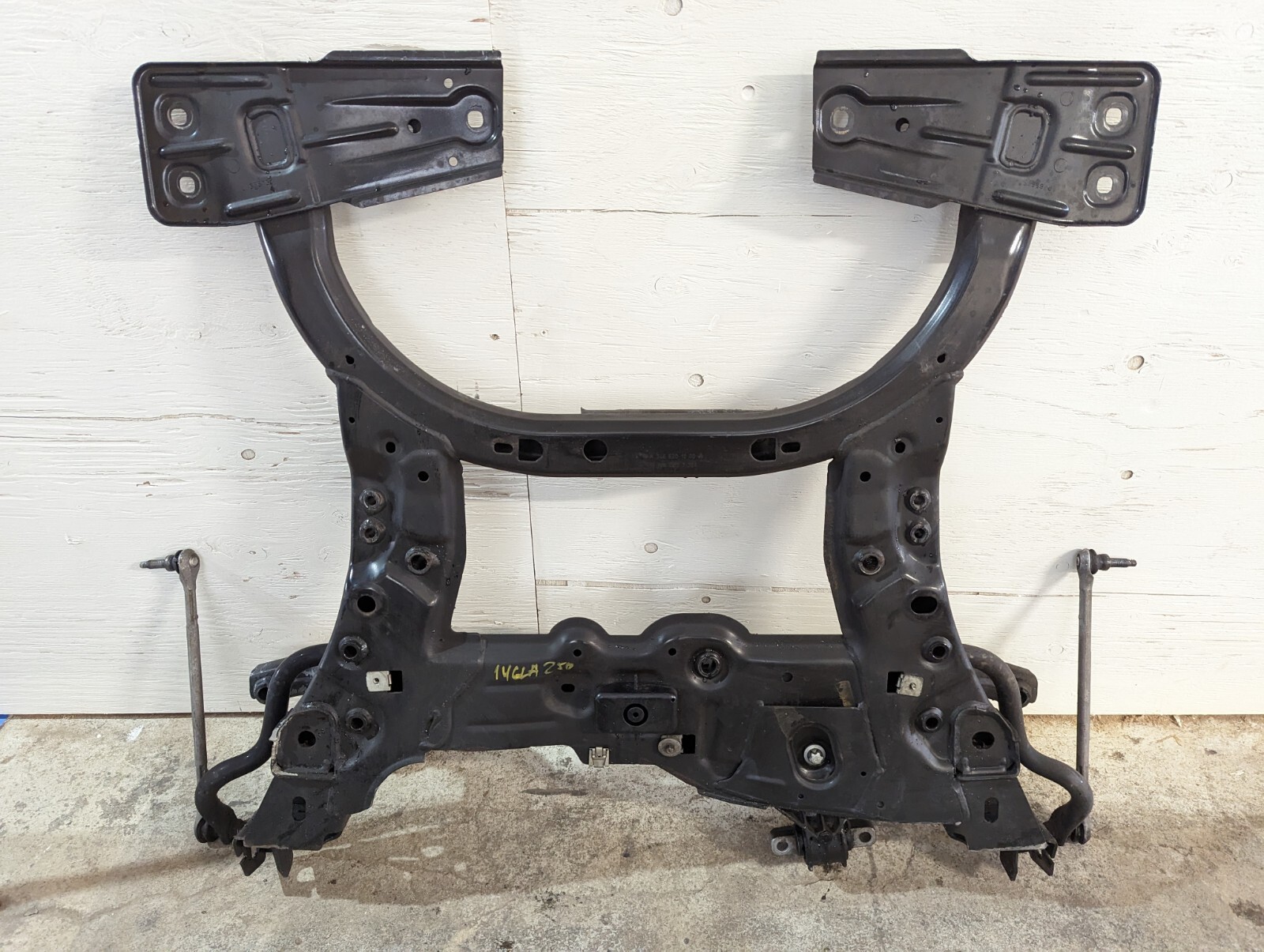 14-18 Mercedes CLA250 W117 GLA 250 Engine Cradle Crossmember Front ...