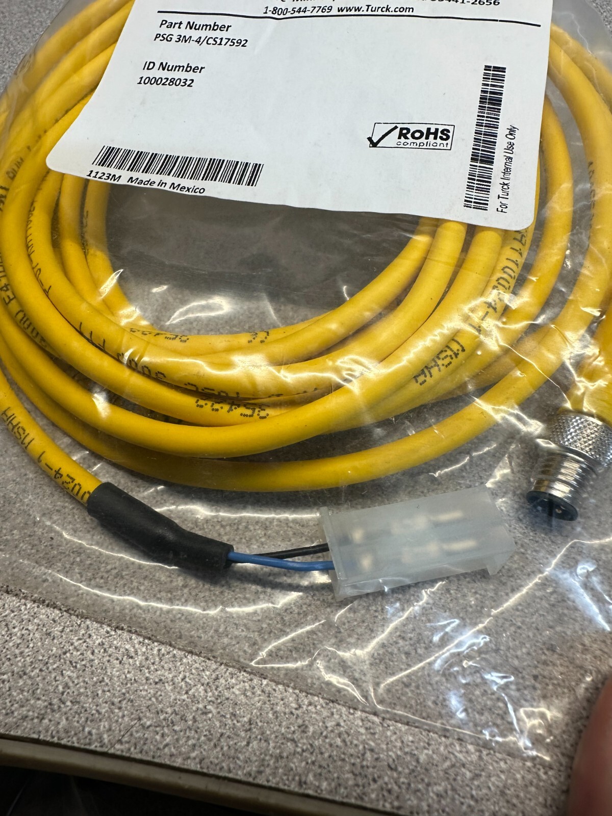 TURCK PSG 3M-4/CS17592 CABLE, M8 MALE TO MINIFIT JR. 2P,4M, BRAND NEW ...