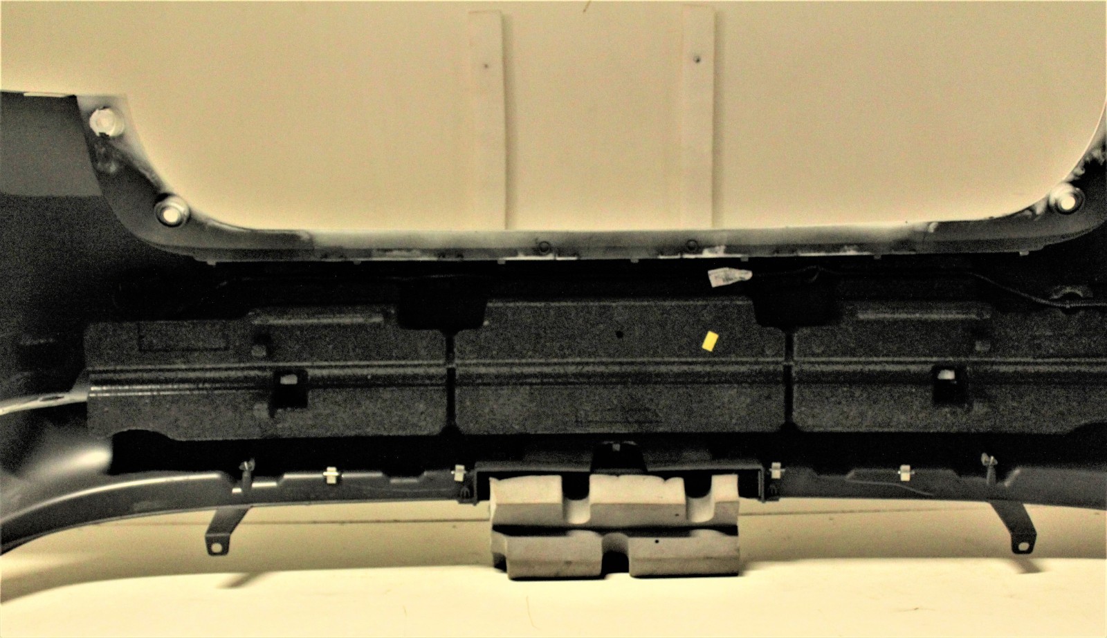 2010 -11-12-13-14-15-16-2017 Chevy Equinox Rear Bumper Asm OEM White ...