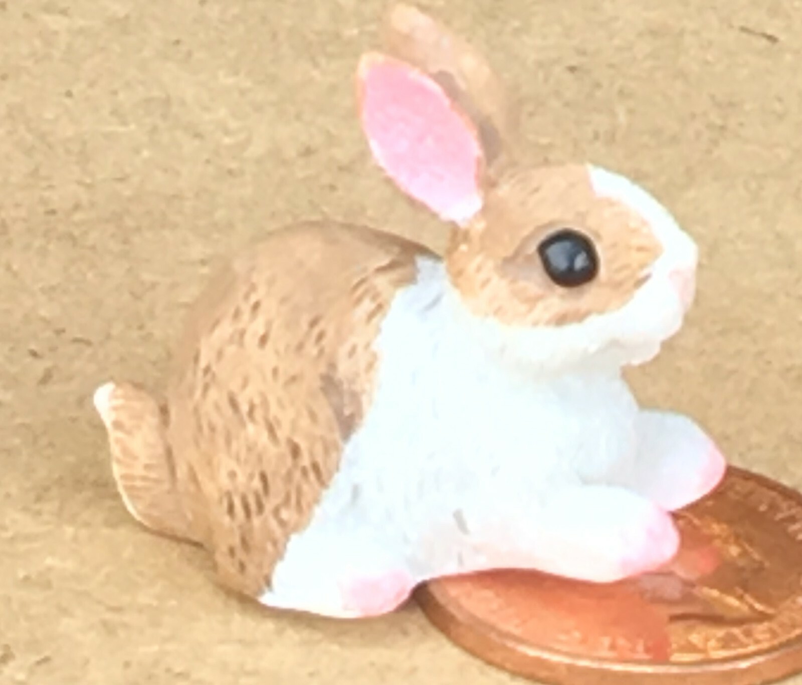 Dolls House Single Brown & White Resin Rabbit Garden Pet 1:12 Scale ML ...