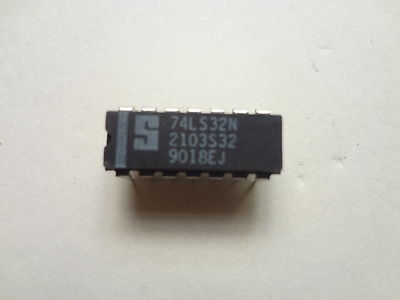 74LS32N - IC- 14Dip-Quad 2-input or gate, from Signetic Philips Corp ...
