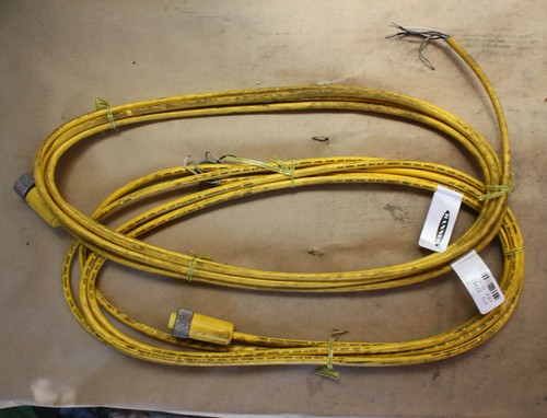 BANNER 37442 QDC-515C Machine Guard Light Curtain CABLES AWM STYLE 2517 ...