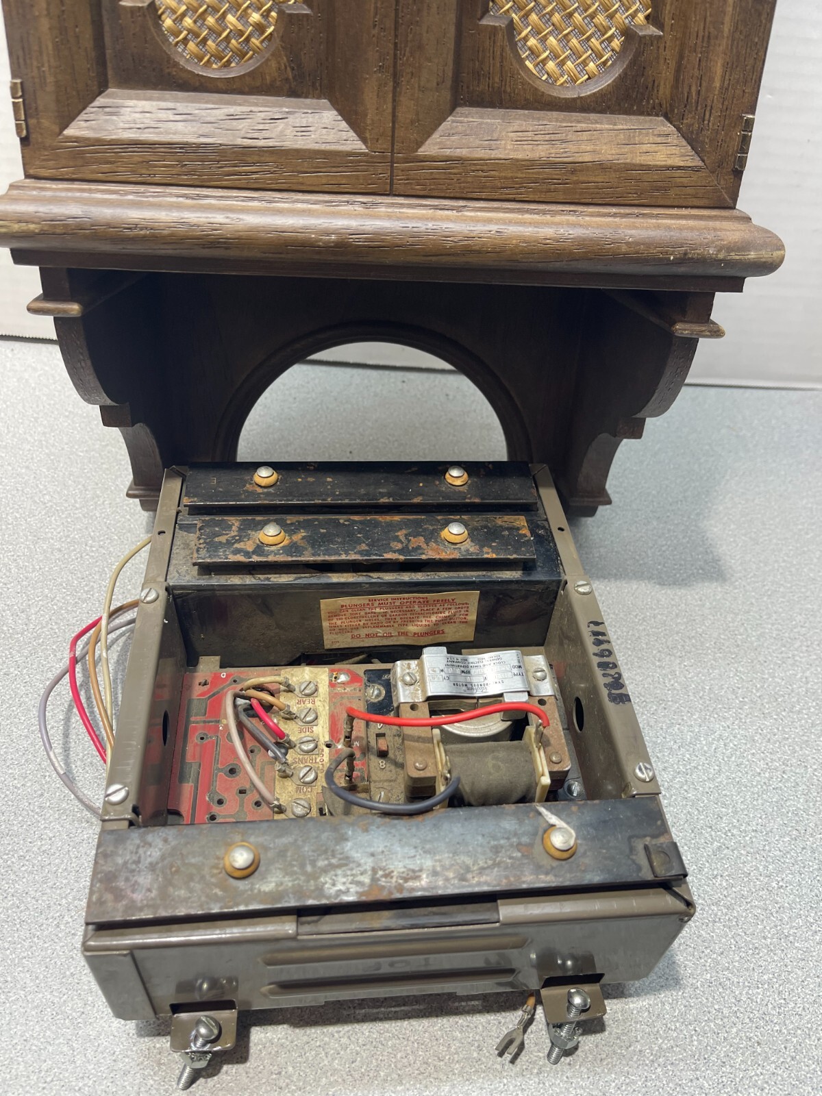 Vintage NuTone LA-26 Chateau Door Chime Doorbell w/ Box Buttons ...