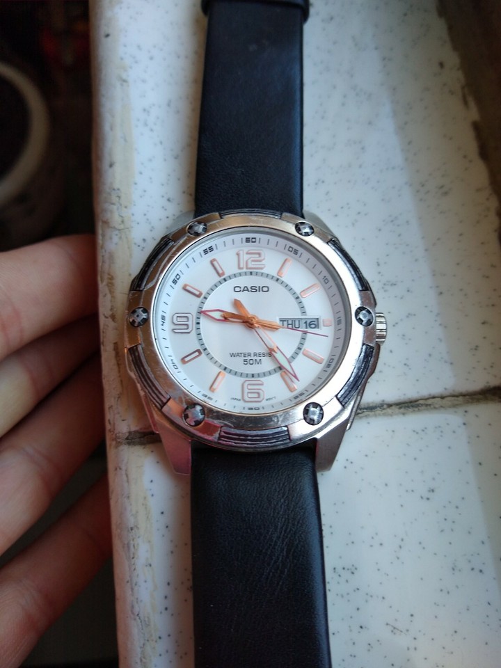 Casio 5125 MTP-1327 Men's Quartz Wristwatch Day Date Window Leather ...