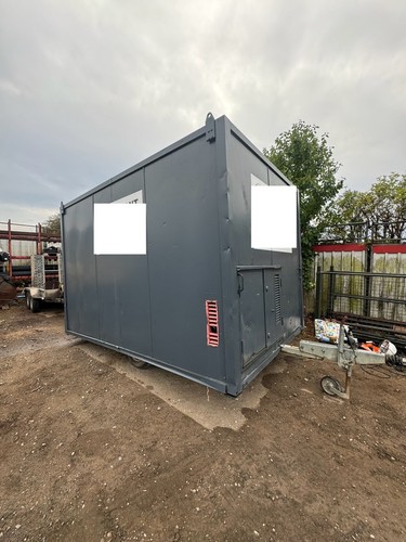 Towable Office Canteen Site Cabin with Toilet Welfare Unit And Dry Room ...