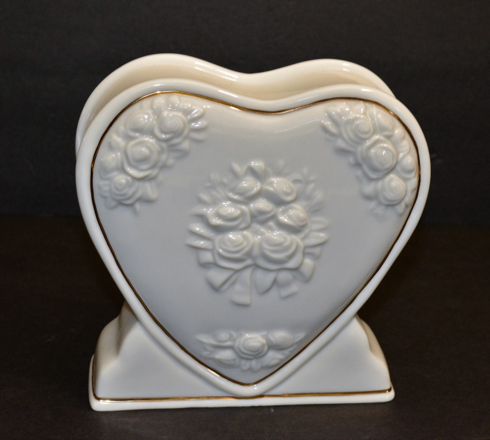 Lenox heart shape desk clock Tested runs keeps time | eBay