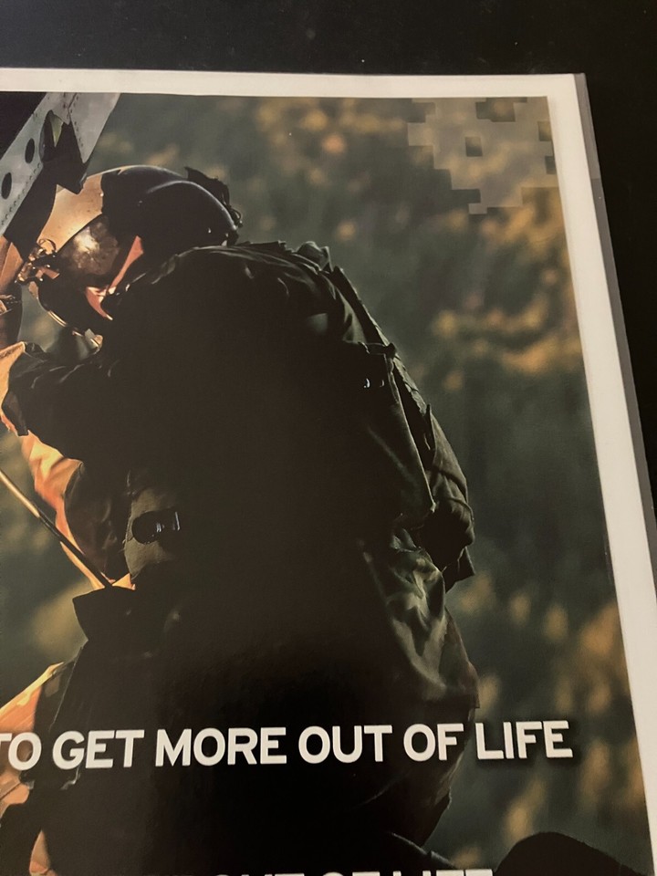 U.S. Army / Chinook Crew Chief - Vintage Recruiting Print Ad / Poster ...