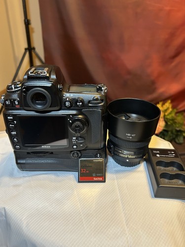 Nikon D700, Battery Grip, A Battery, Dual Charger, 50mm 1.8G and a 32GB ...