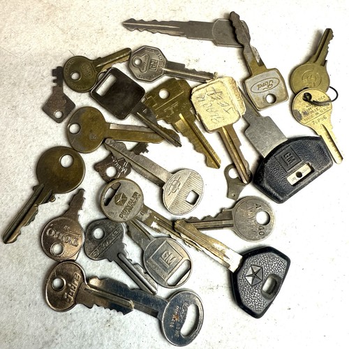 20 Plus Vintage Key Keys Lot Ford GM Chrysler And Others | eBay