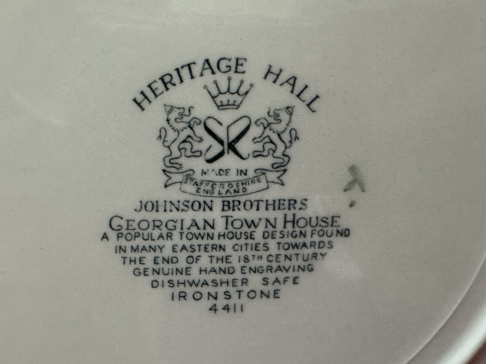 48c Johnson Brothers Heritage Hall Dinnerware Set, Made In England ...