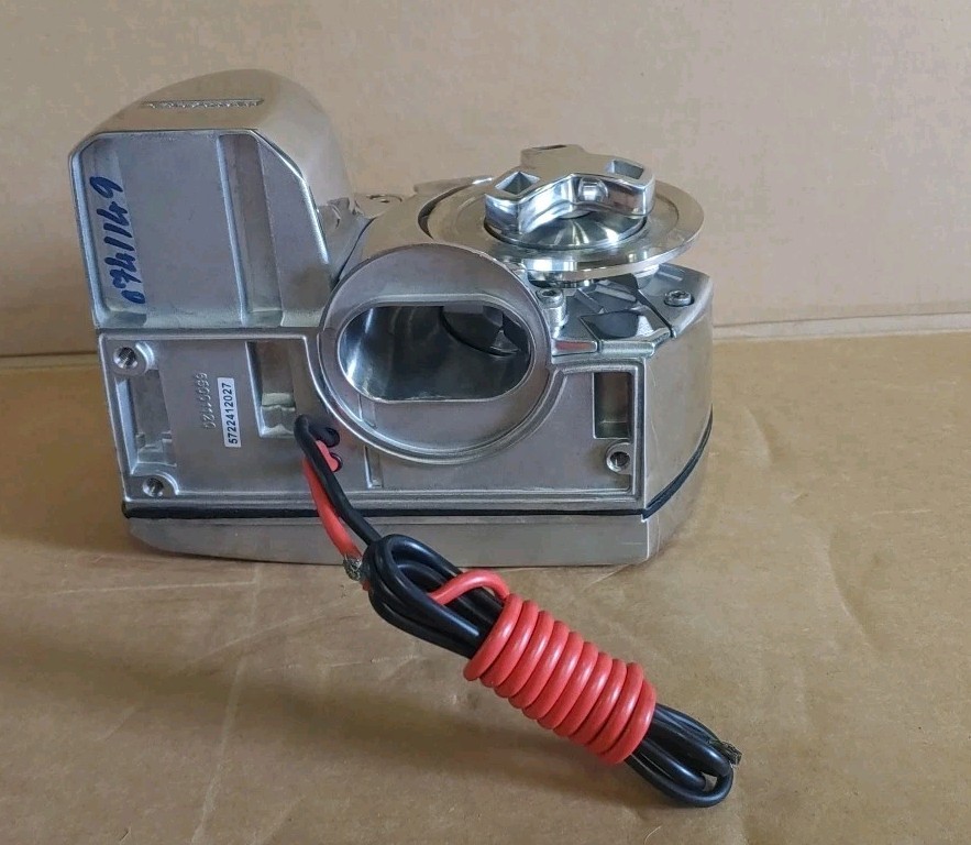 LEWMAR *NEW* PRO-SERIES 1000 WINDLASS | eBay
