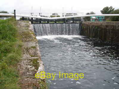 Photo 6x4 Lock gates Double Locks Exeter Water plunges over the top aft ...