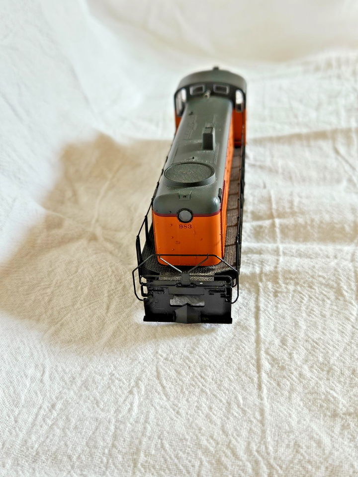 HO Scale 31291 Proto 1000 Milwaukee Road RSC2 Powered Loco # 983 | eBay
