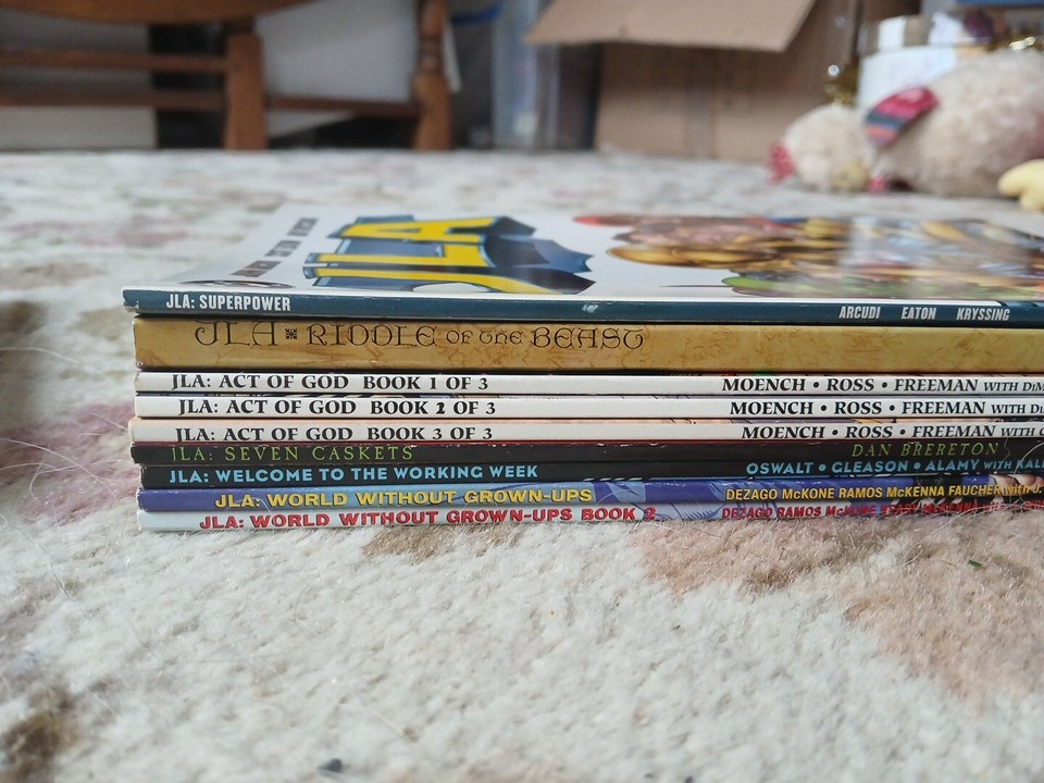 Jla Graphic Novel Bundle X9 Dc Comics. Rare. | eBay UK