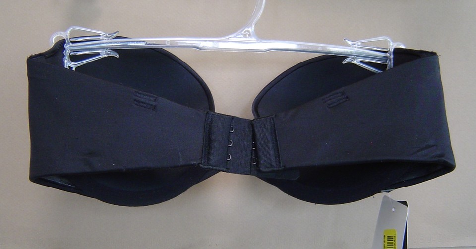 NWT $64 WACOAL 30D AMAZING ASSETS STRAPLESS Black PUSH UP Underwire Bra ...