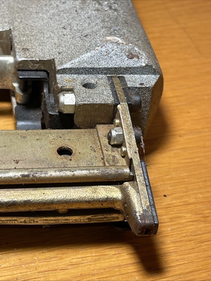 USED SENCO MODEL L PNUEMATIC Pin Nailer GUN | eBay