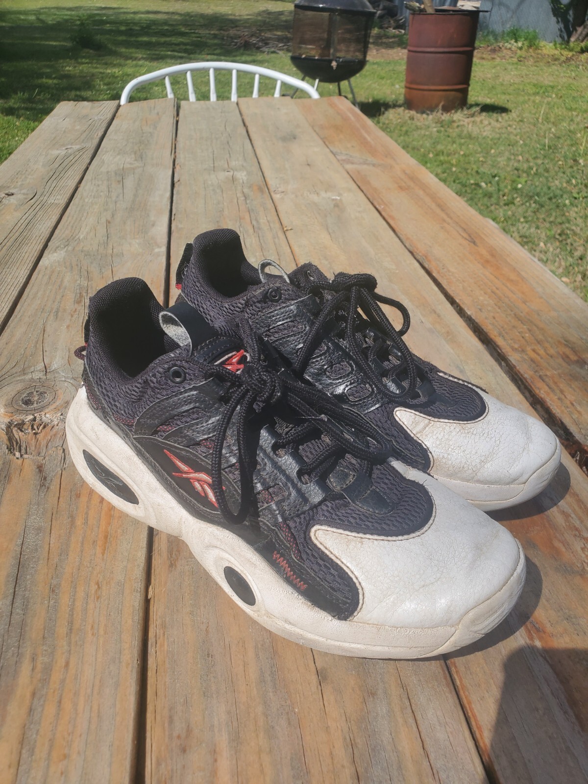 Reebok Iverson Solution Mid Mens Size 6 Basketball Sneakers Black White ...