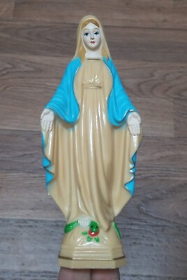 Statues & Figures - Plastic Virgin Mary