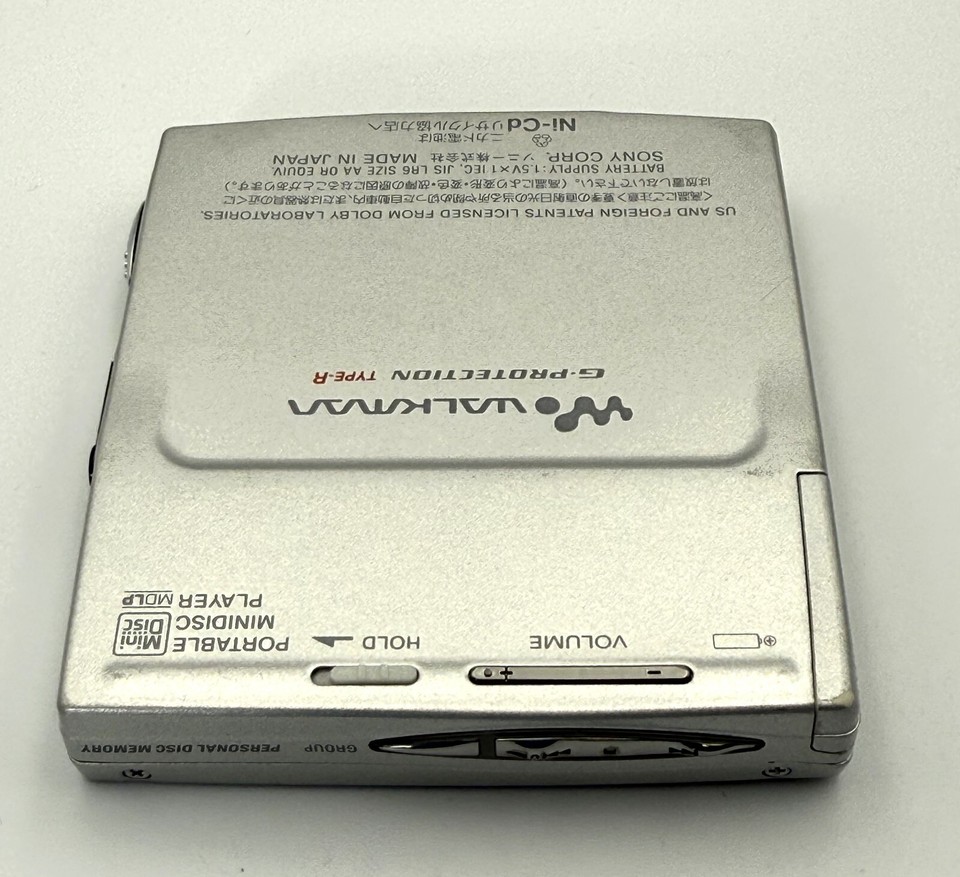 Sony Walkman MZ-E909 Silver MDLP Minidisc MD Player in Box w/etc ...