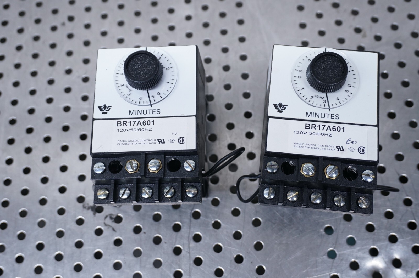 EAGLE SIGNAL BR17A601 RESET TIMER 120V | eBay