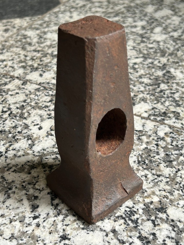 OLD VINTAGE IRON ANVIL HAND FORGED BLACKSMITH GUNSMITH TINSMITH HEAVY ...