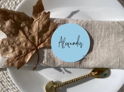 20 Blue Name Placecards Round Personalised Table Seating Seating Plate ...