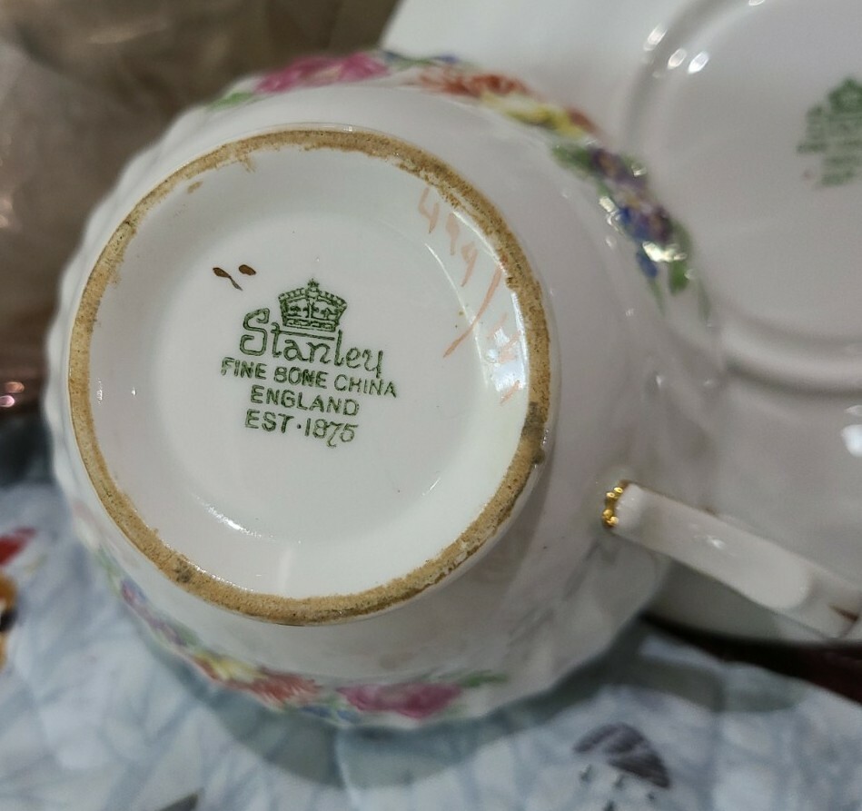 STANLEY FINE BONE CHINA ♡ ENGLAND EST-1875 FLORAL TEA CUP & SAUCER ...