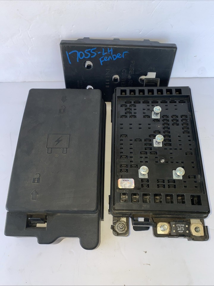 05-06 Chevy Trailblazer GMC Envoy 5.3 Fuse Box Engine Junction Block ...