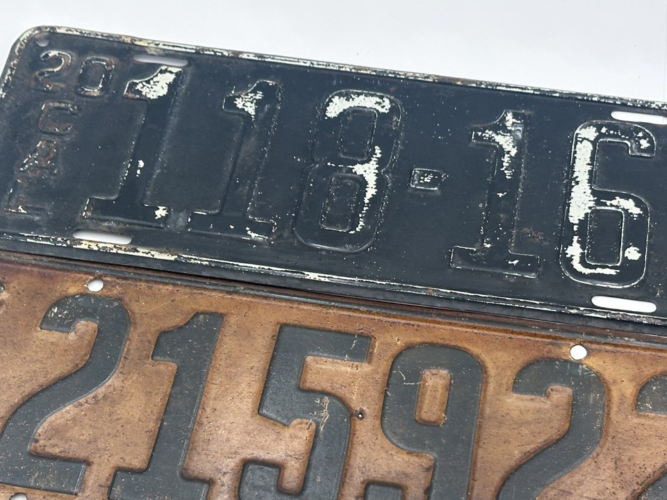 Lot of 7 - 1920s California License Plates - 20' 21' 22' 25' 26' 27' 28 ...