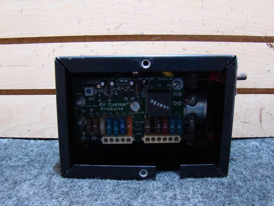 USED RV BATTERY CONTROL CENTER SDC104 REV 2 TCM1 | eBay