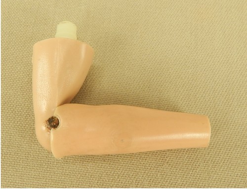 Vintage 1964 Hasbro GI Joe Action Figure Right Elbow Left Forearm Arm ...