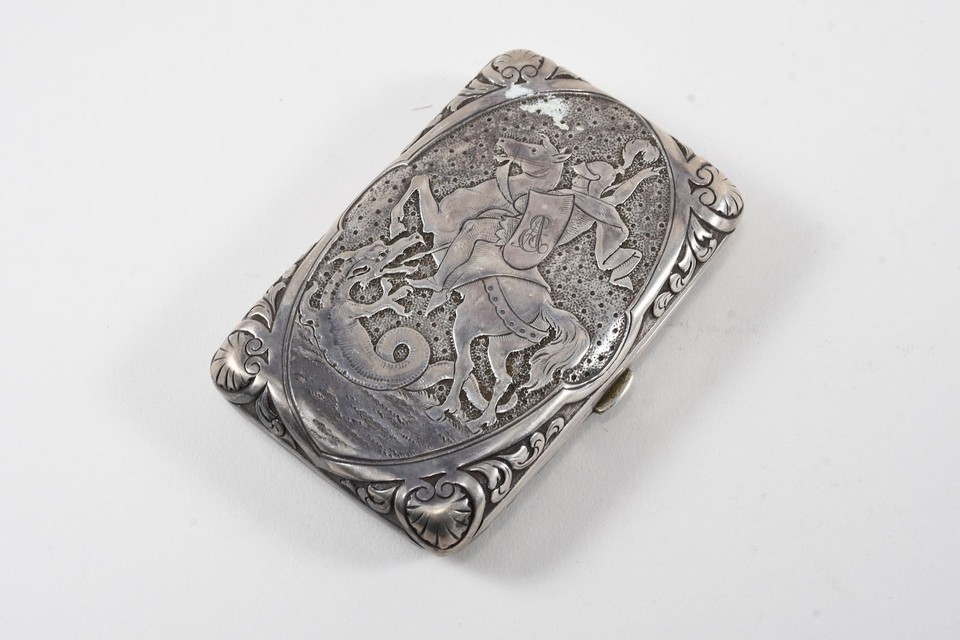 N99J29- Silber 800 Tabatiere St.Georg mit Drache dat 1893 innen ...