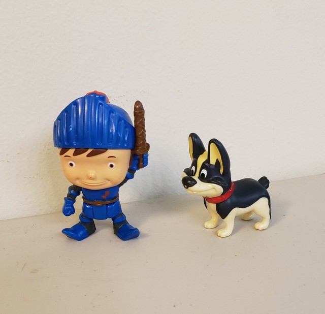 Fisher Price MIKE THE KNIGHT & YAP Dog Toy Figures - PreOwned | eBay