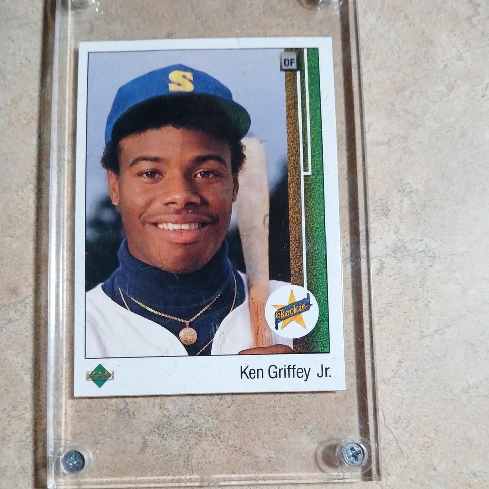1989 Upper Deck - Star Rookie Ken Griffey Jr #1 (RC) plus 5 more cards ...
