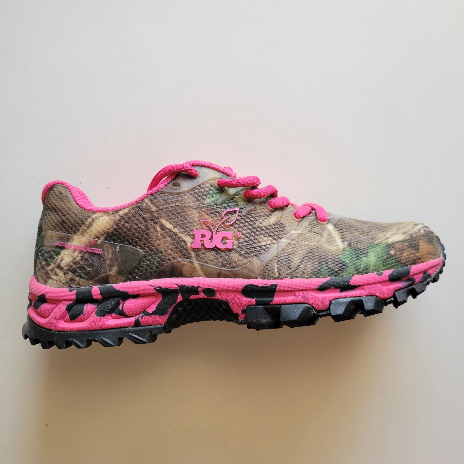 Womens REALTREE Girl Mamba Camouflage Pink Athletic S… - Gem
