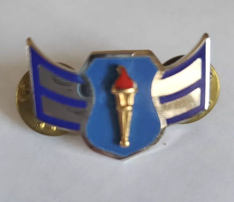 Retro Lapel Hat Pin Badge USA Air Force JROTC Cadet Enlisted Military 1 ...