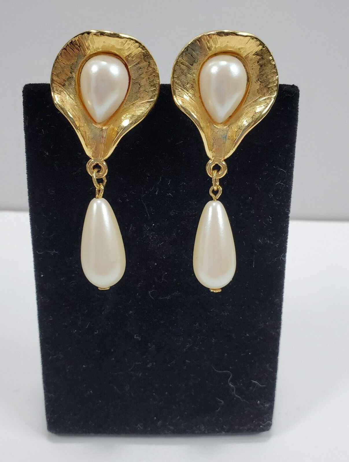 Vintage Lady Remington Baroque Statement Gold Tone Fa… - Gem