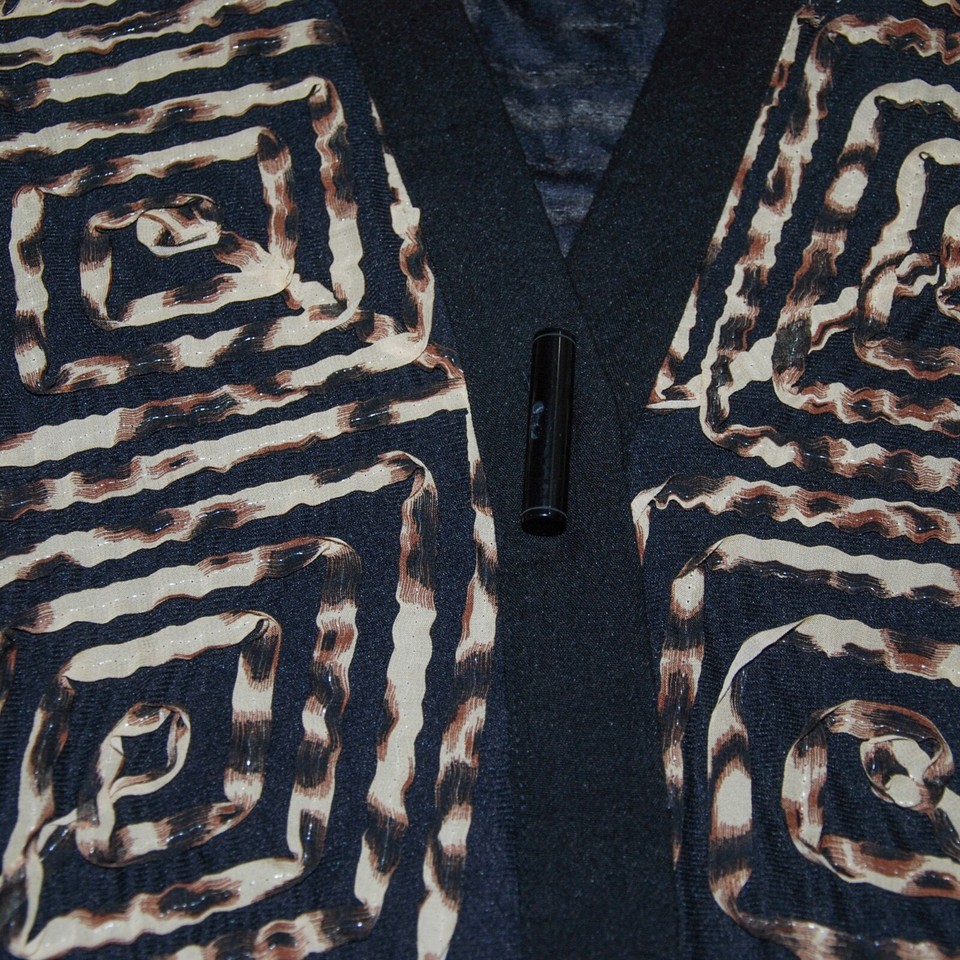 YUSHI Women's sz Small One Button Jacket Black Tan 3D Texture Art Wear ...