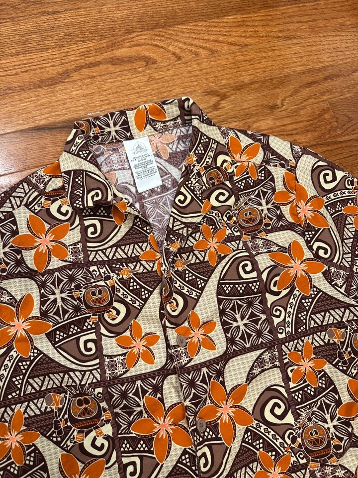 Disney Hawaiian Aloha Tiki Shirt Mens Small Floral Resort Wear Vacation ...