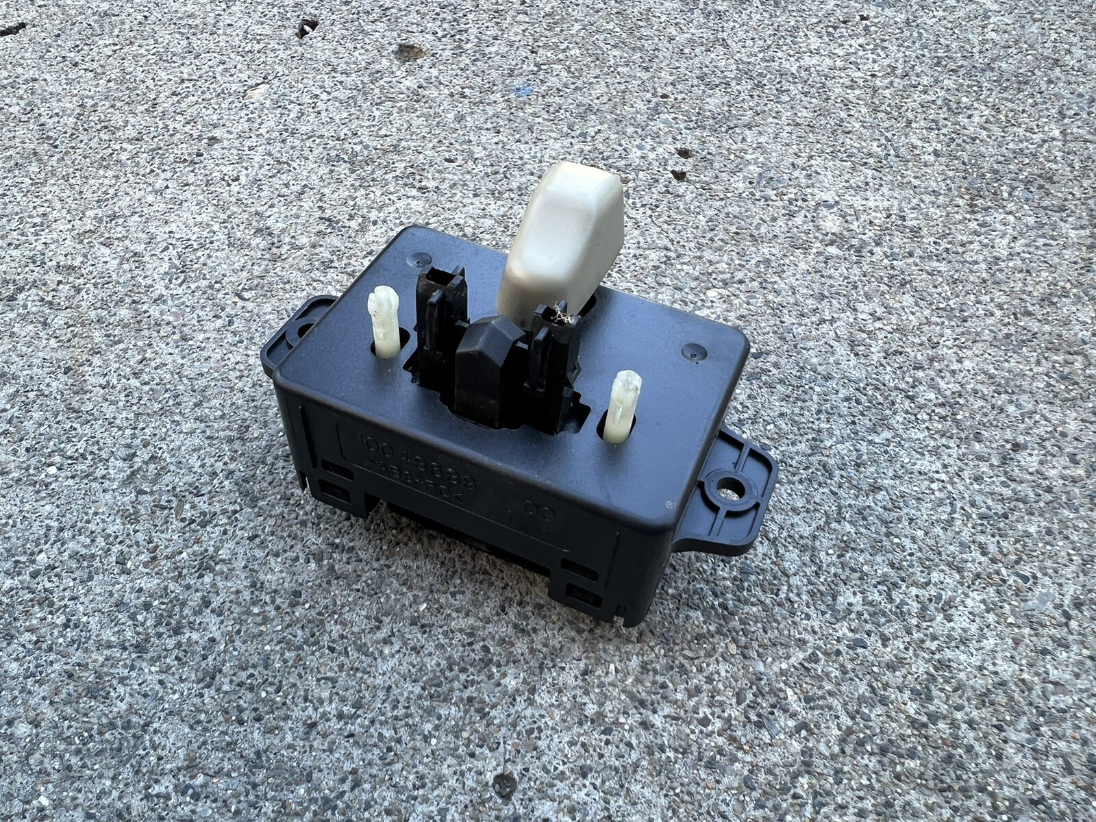 Front Driver Side Power Seat Switch For 2010-2014 Subaru Legacy Outback ...