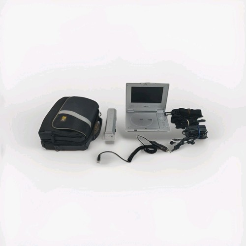 NexxTech PDN-0705 Silver Portable DVD/CD Player with 7" Screen And ...
