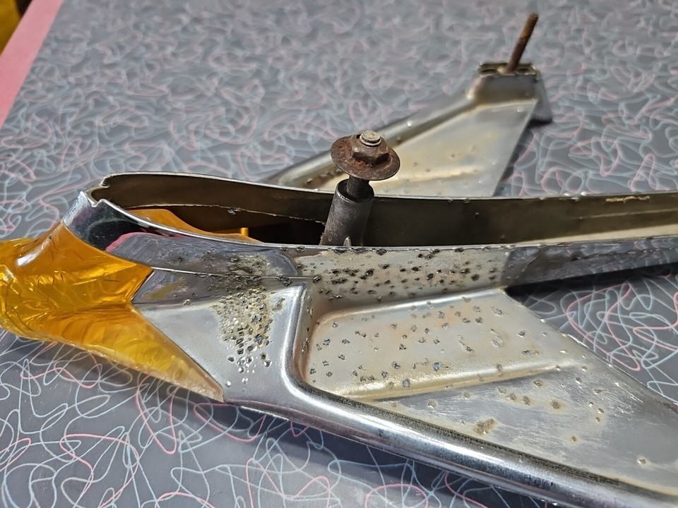 1954 Pontiac chieftain hood ornament Emblem Flying Indian Chief Jet ...