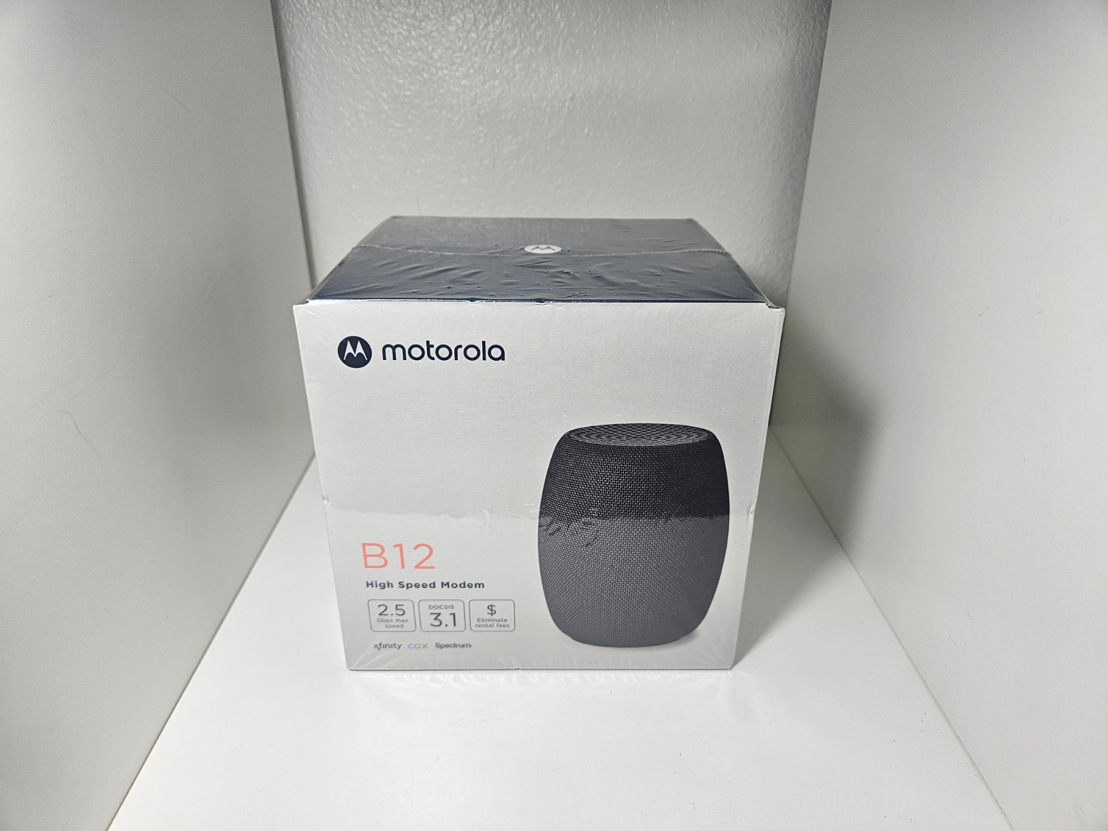Brand NEW Motorola B12 DOCSIS 3.1 Cable Modem 2.5Gbps Port Xfinity Cox ...