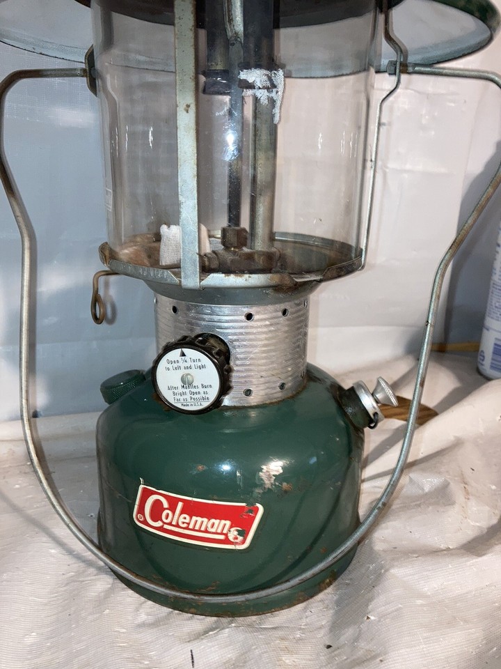 Vintage Coleman Model 228F Lantern Camping 1972 Mantle Kerosene Gas Big ...