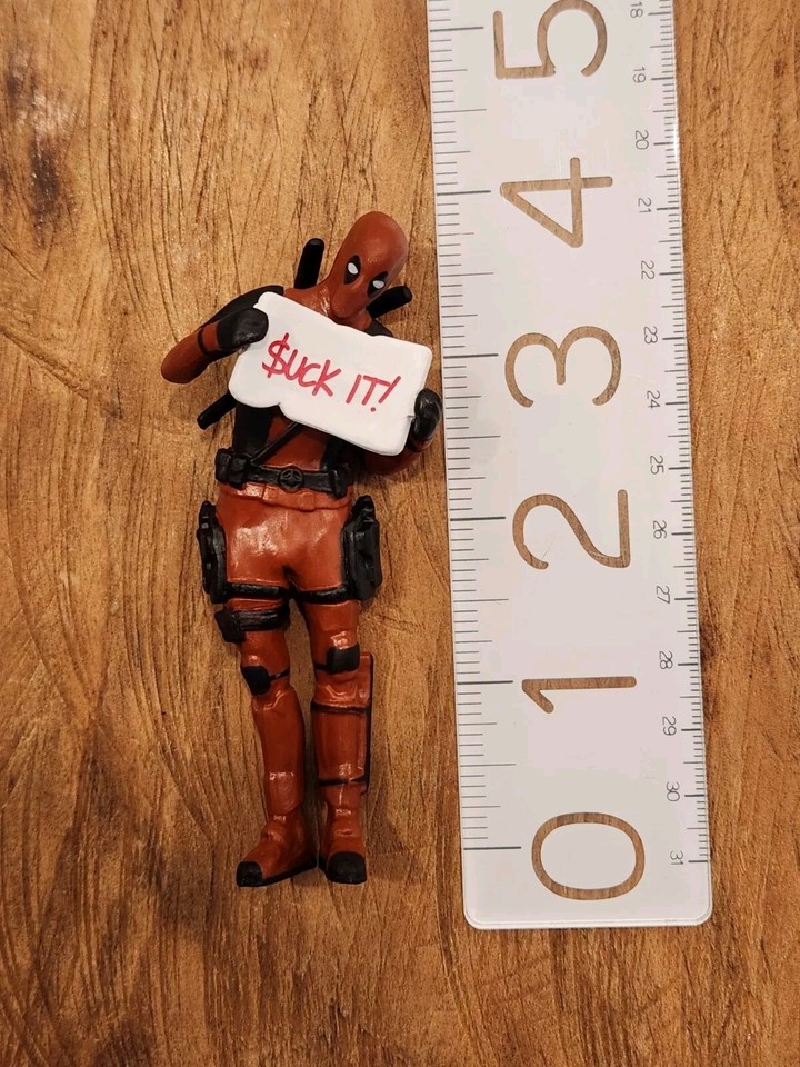 NEW DEADPOOL figure Deadpool Figurine Desk Dorm Office Computer Car ...