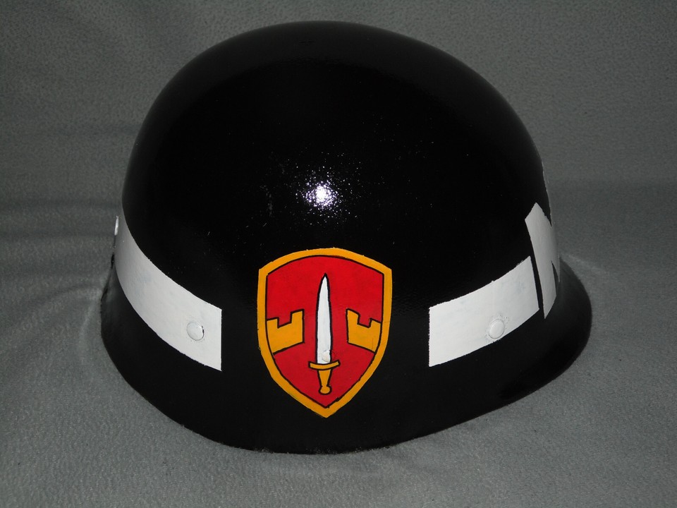 US M1 MP Military Police Helmet Liner 144th MP Co MACV Military ...