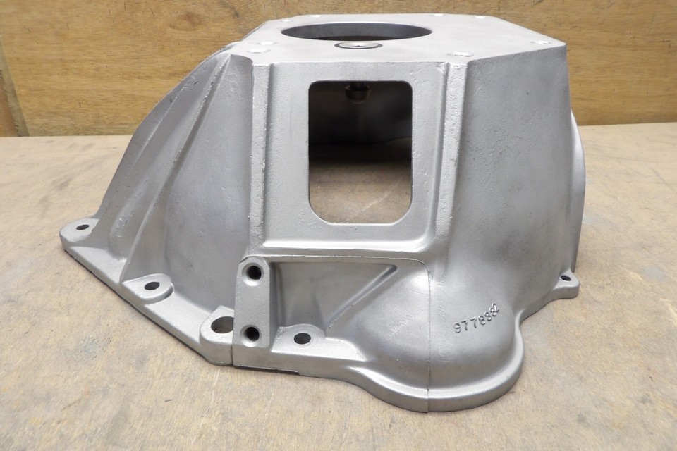 BUICK OLDS PONTIAC BELLHOUSING GM 9778882 BOP 1965 -66 GS 442 GTO 4 ...